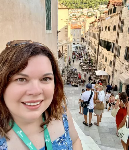 Tara Diane Dekneef, Europe Expert | Goway Travel